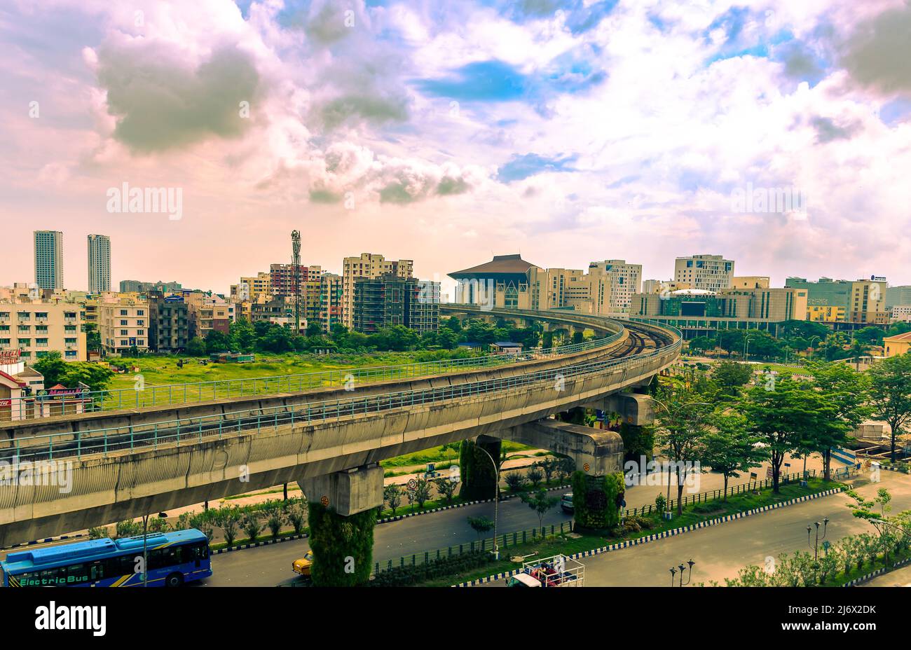 Indian metro construction hi-res stock photography and images - Alamy