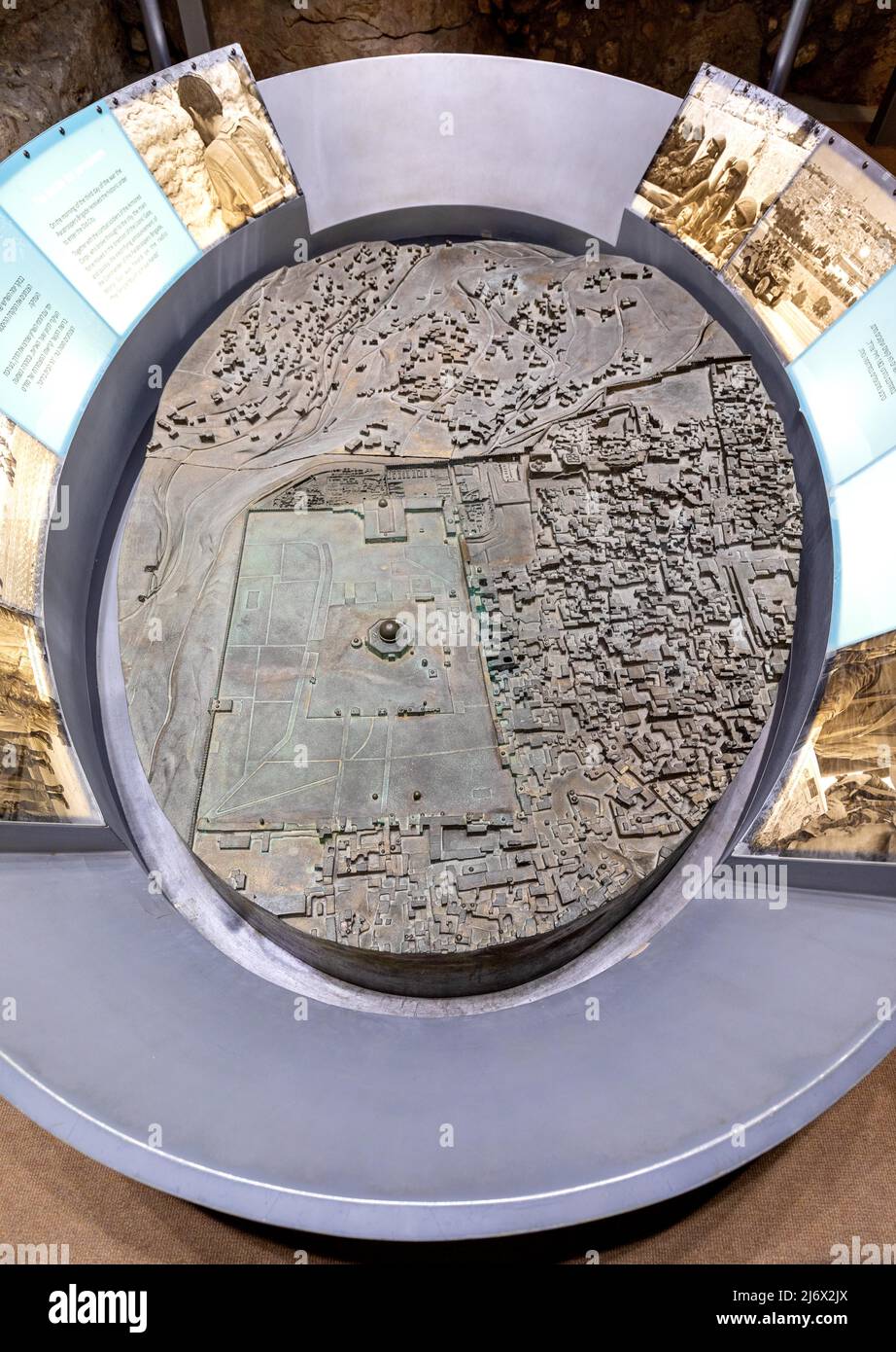 Tiny Model Of Temple Mount Returns To Jerusalem The Model Of Jerusalem
