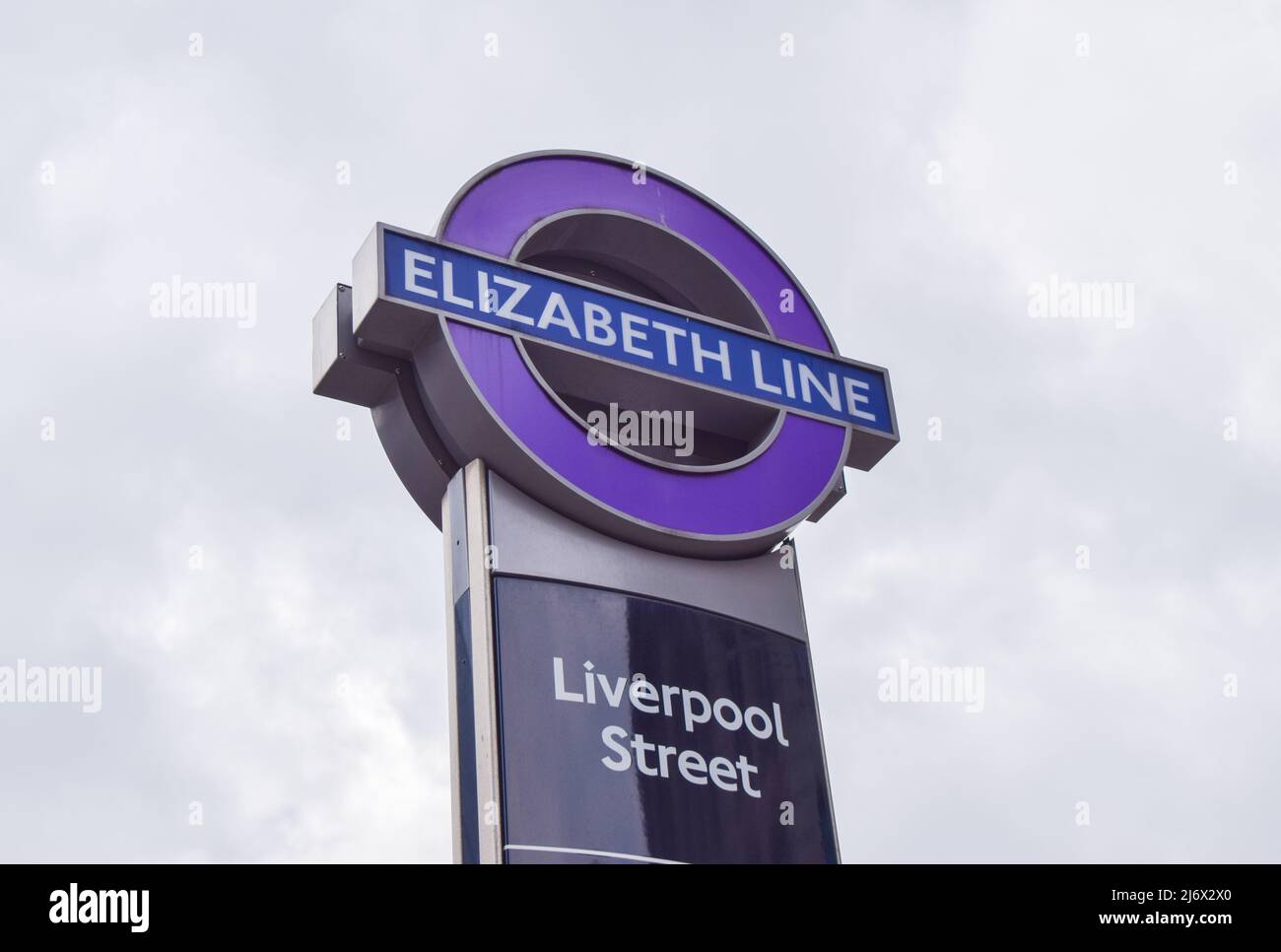 London, UK. 4th May 2022. Sign at Liverpool Street Station. Elizabeth ...