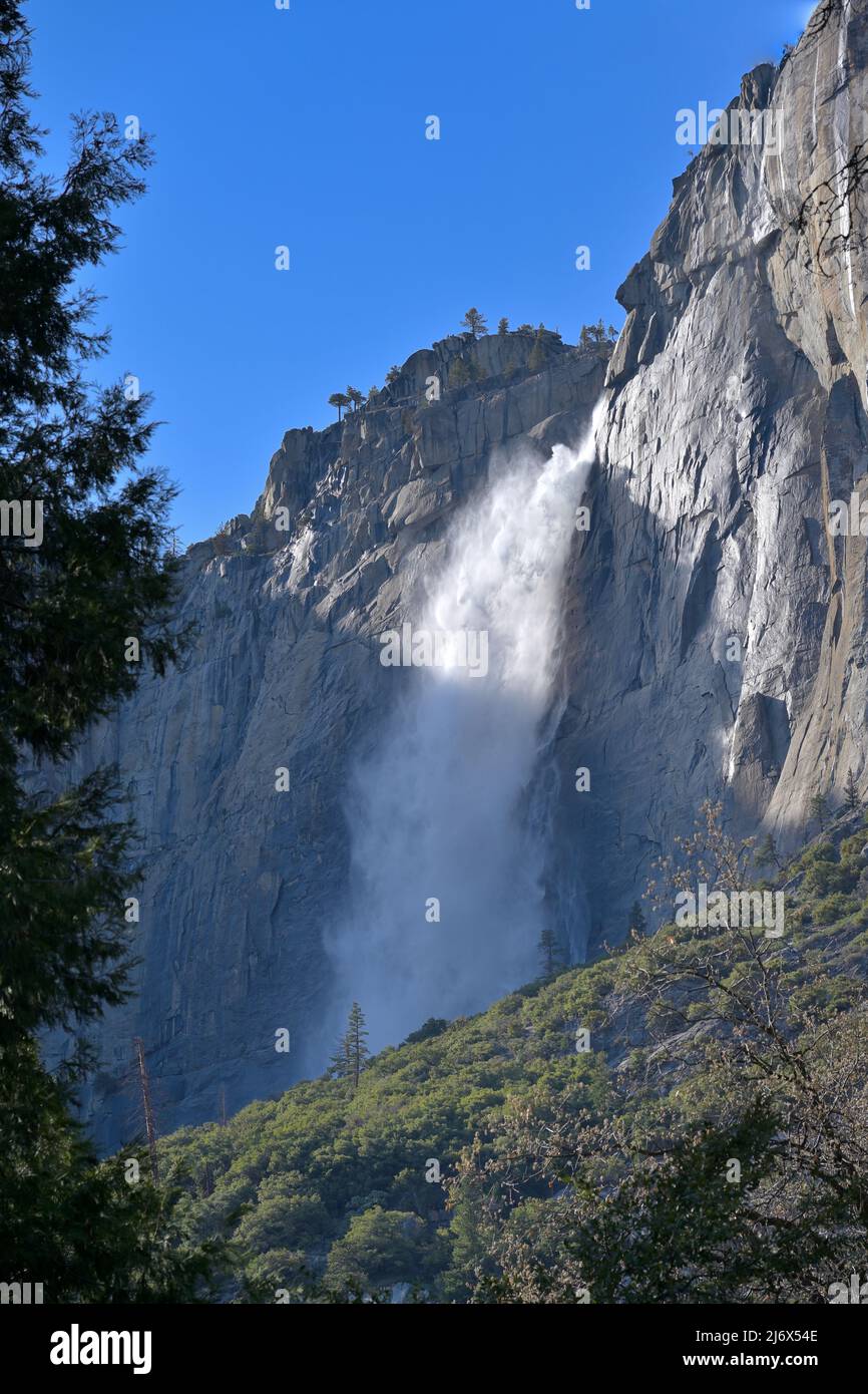 Famous waterfalls in the iconic Yosemite Valley (US National Park ...