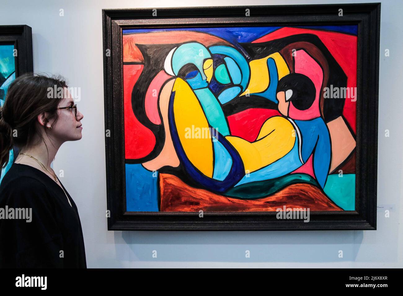 London UK 04 May 2022 08 Gallery ,by Max Hembrow ,Two reclining figures ...