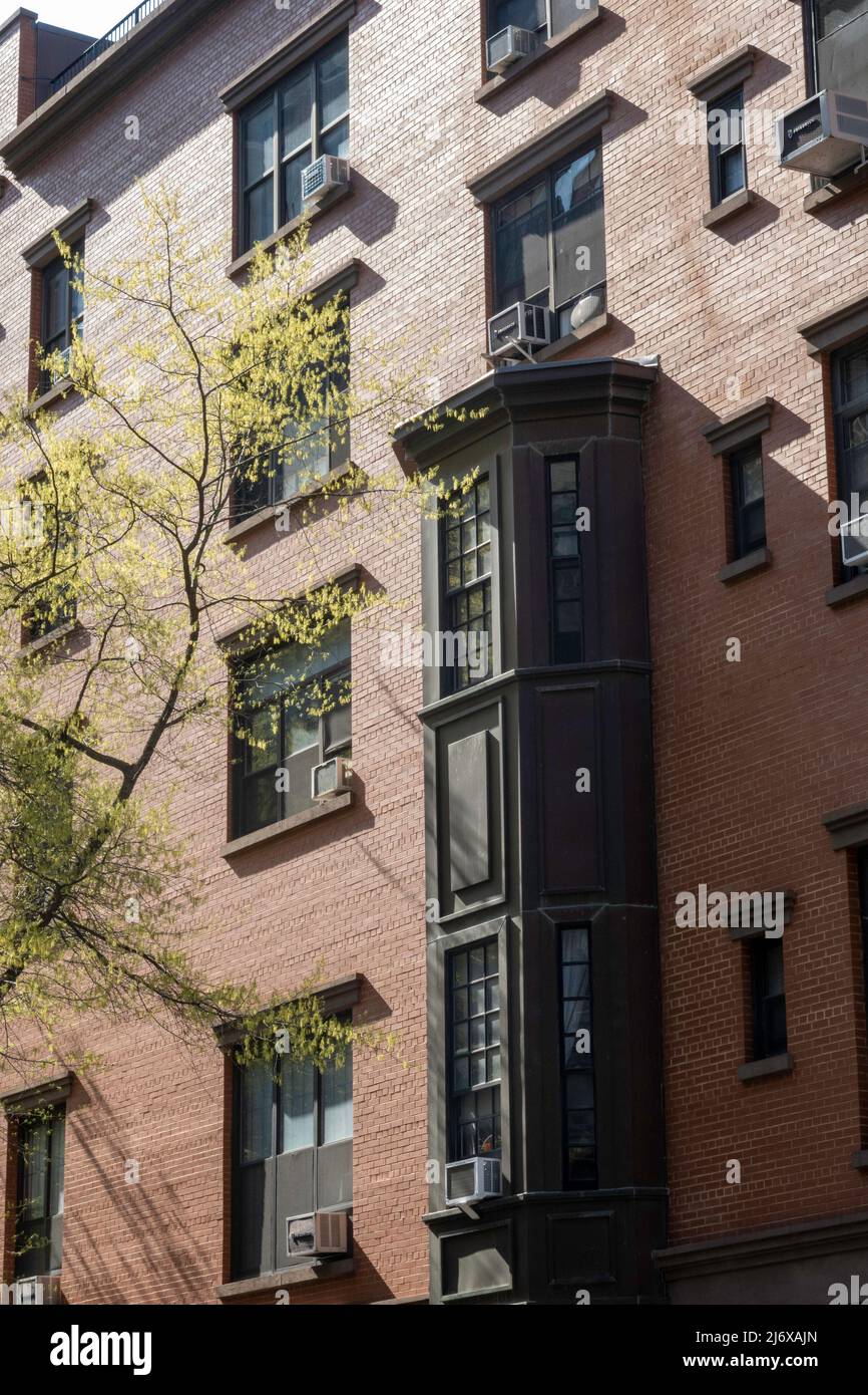 Gramercy Park Historic district in the springtime, New York City, USA ...