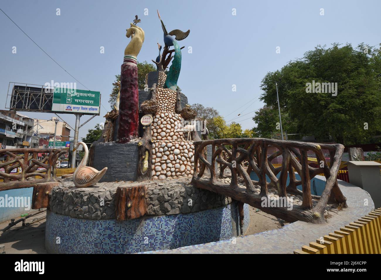 Save Birds sculpture at Mall road and Neil road junction. Phool Bagh ...
