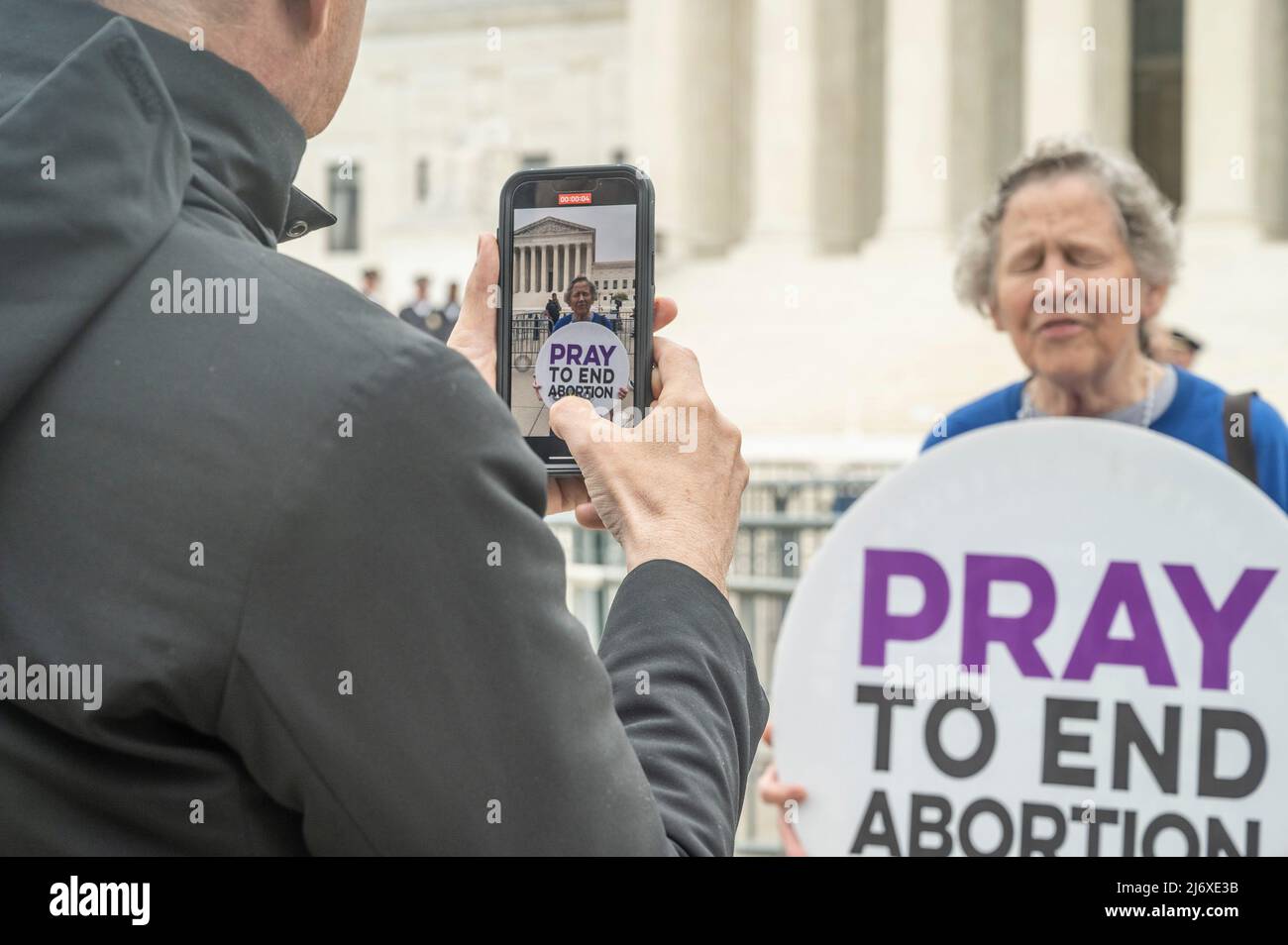 Pro life protest 2022 usa hi-res stock photography and images - Alamy