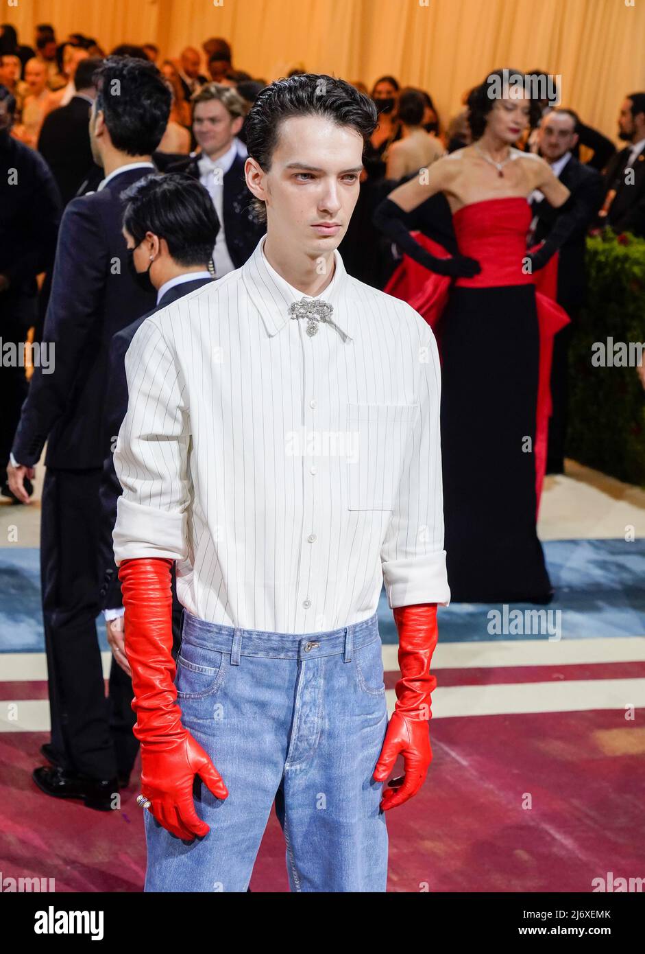 Kodi smit mcphee met gala 2022 hi-res stock photography and images - Alamy