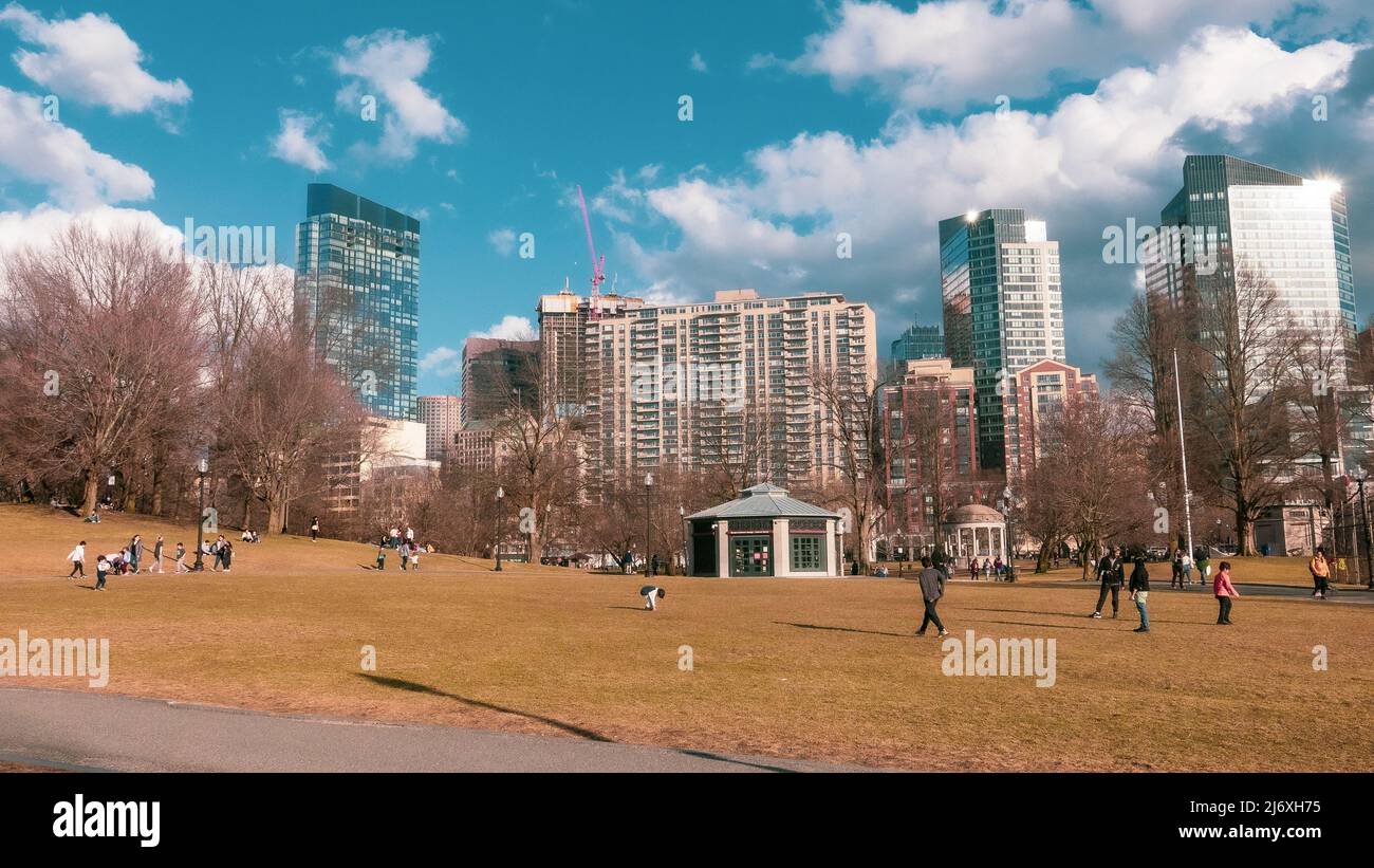 Families and Students relax on Boston Common Stock Photo - Alamy