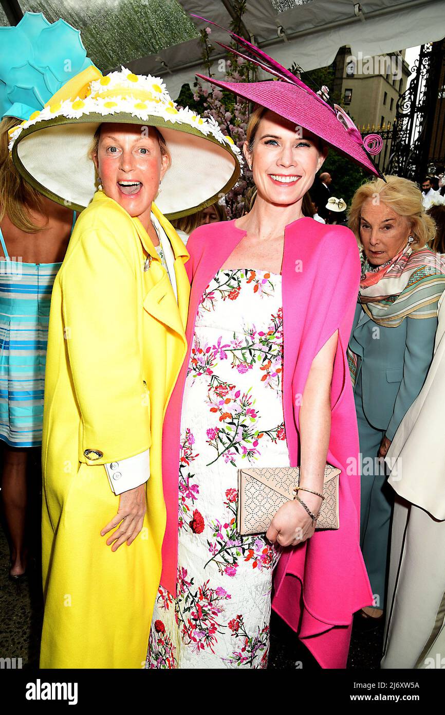 Ali Wentworth and Stephanie March attend the Central Park Conservancy'a ...