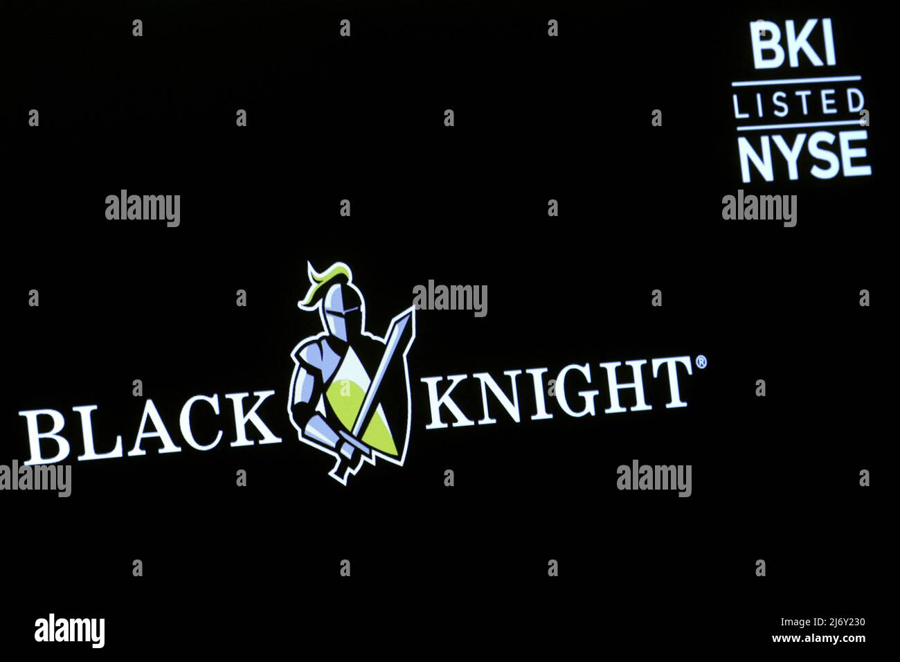Black knight logo hi-res stock photography and images - Alamy