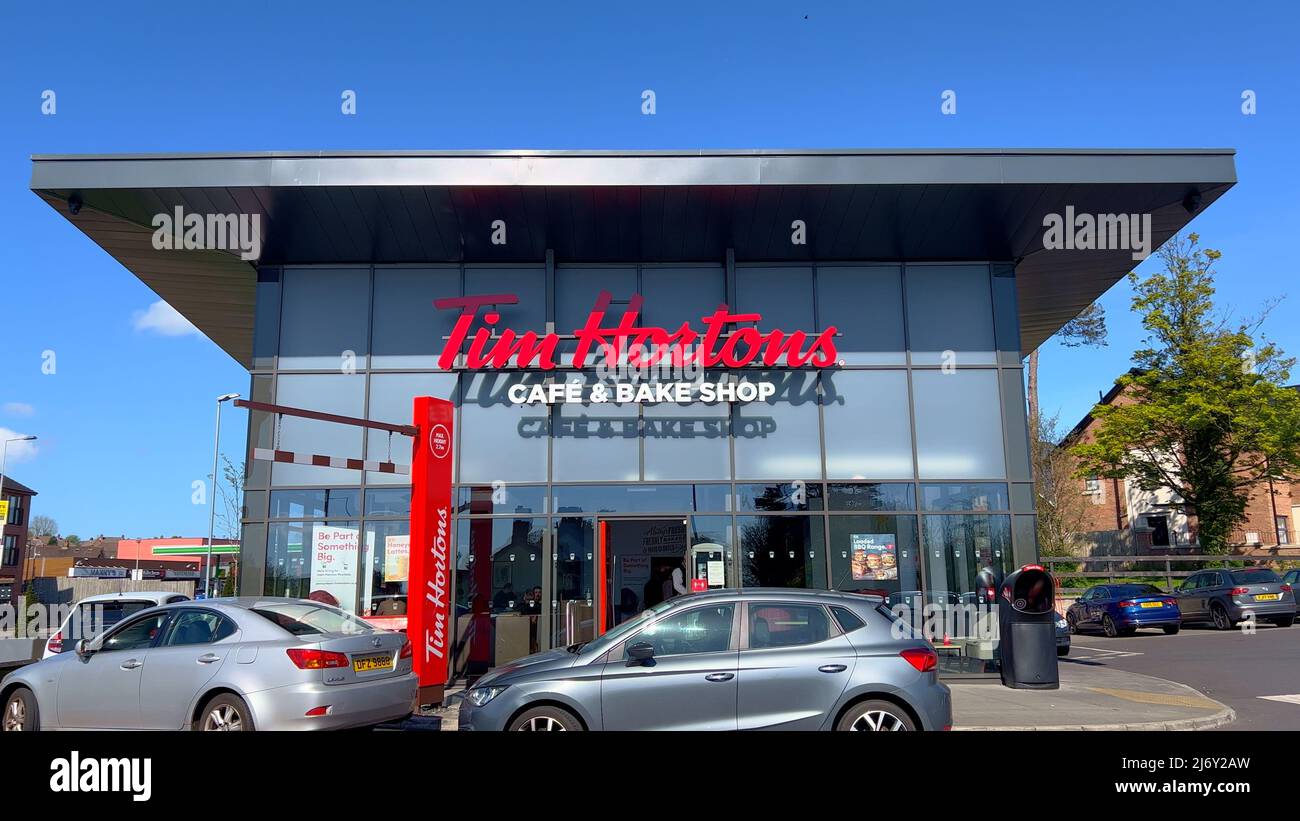 Tim hortons building exterior hi-res stock photography and images - Alamy