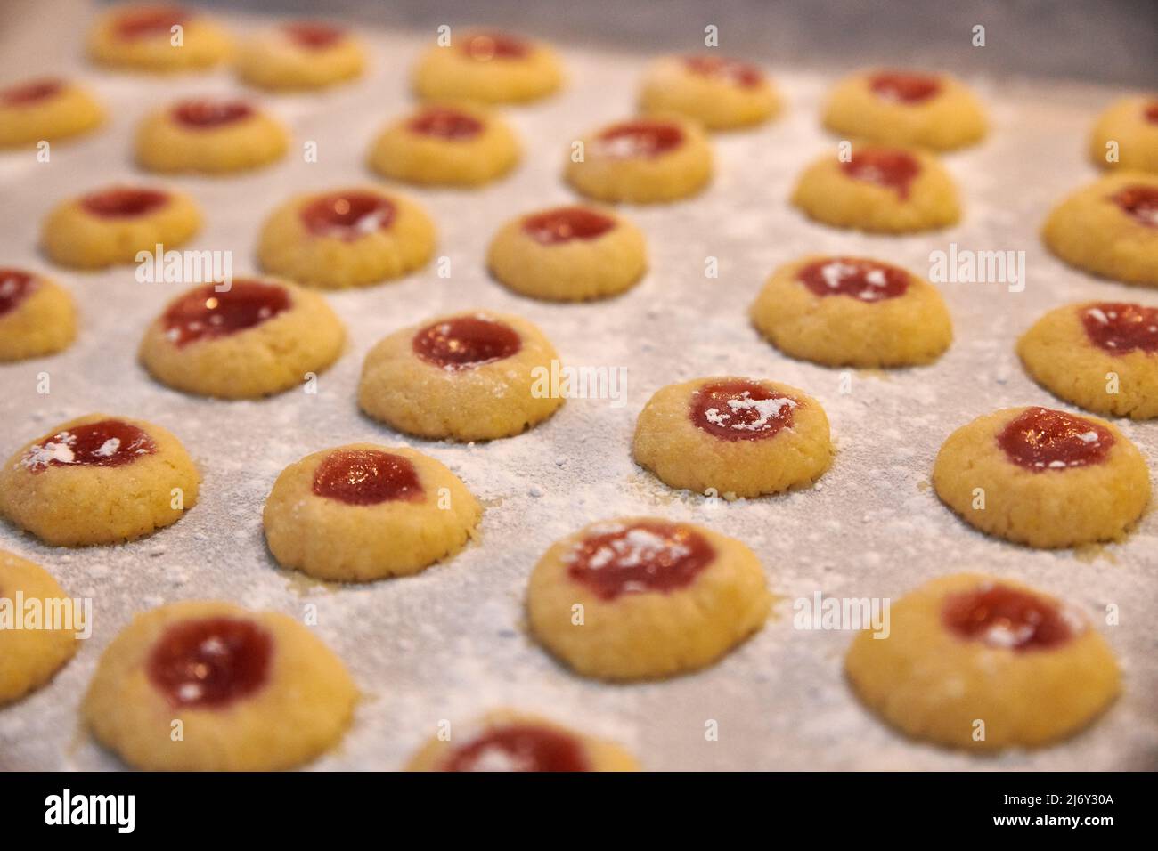 Ox eye cookies hi-res stock photography and images - Alamy