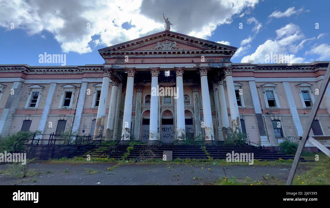 Crumlin Road Courthouse in Belfast Stock Photo - Alamy