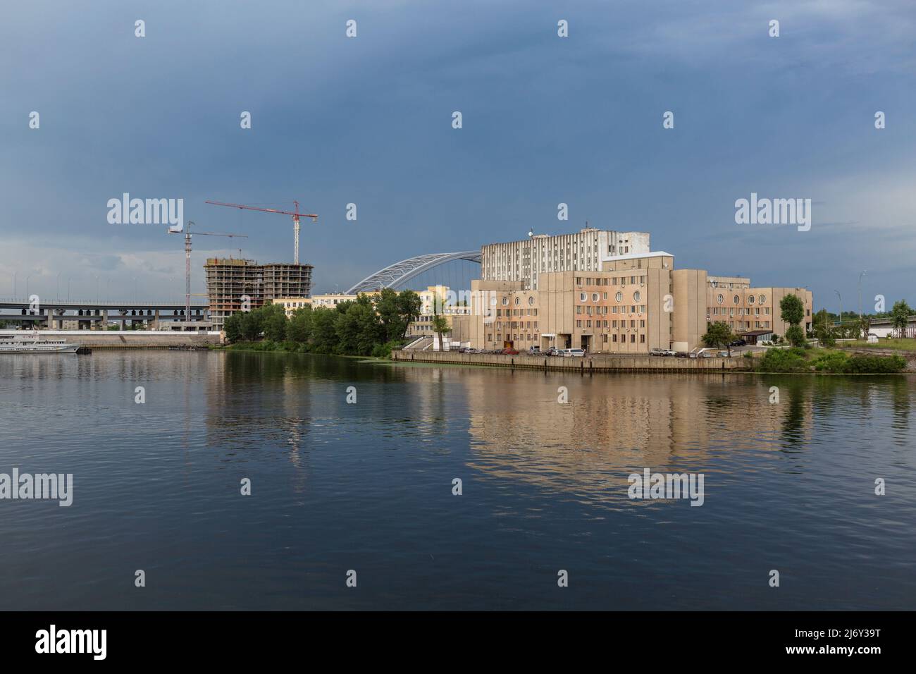 A new building is being built next to a post-Soviet building on the ...