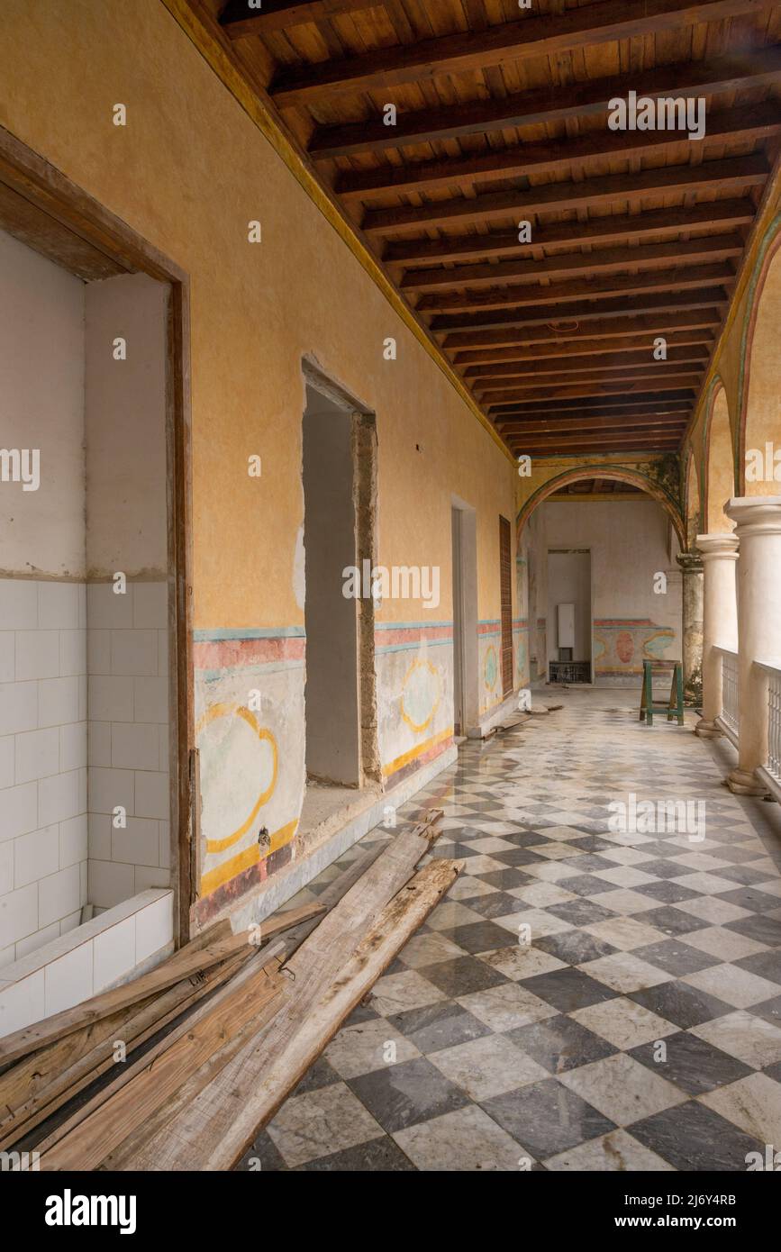 Historic architecture building restore hi-res stock photography and ...