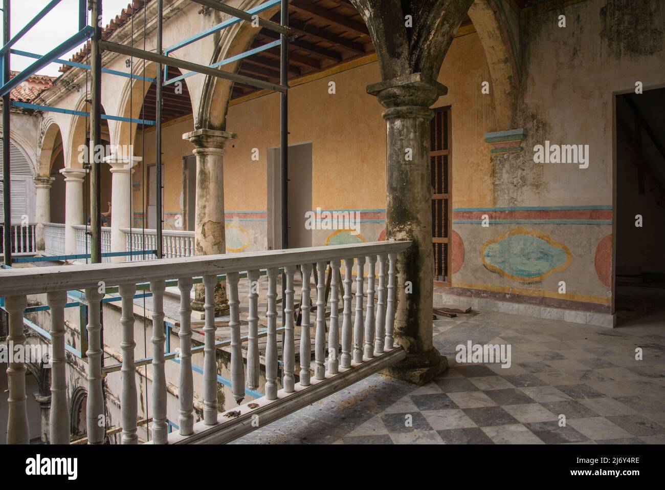 Havana, Cuba - Adandoned building in Havana. This particluar building ...