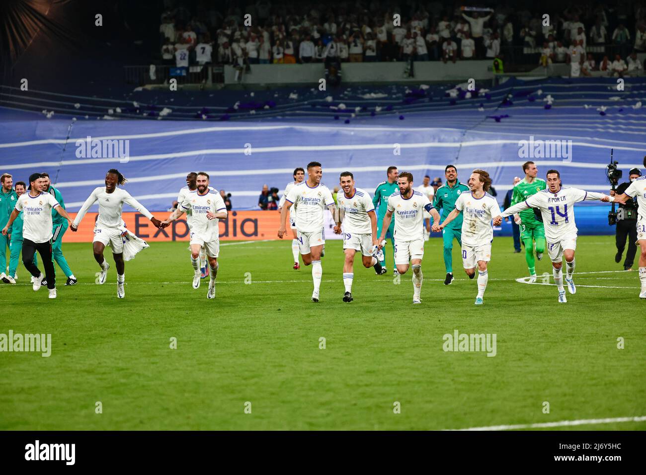 Spain. 04th May, 2022. players of Real Madrid celebrate their qualify ...