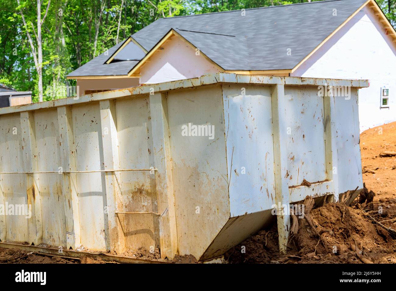 Building container for garbage construction waste Stock Photo - Alamy