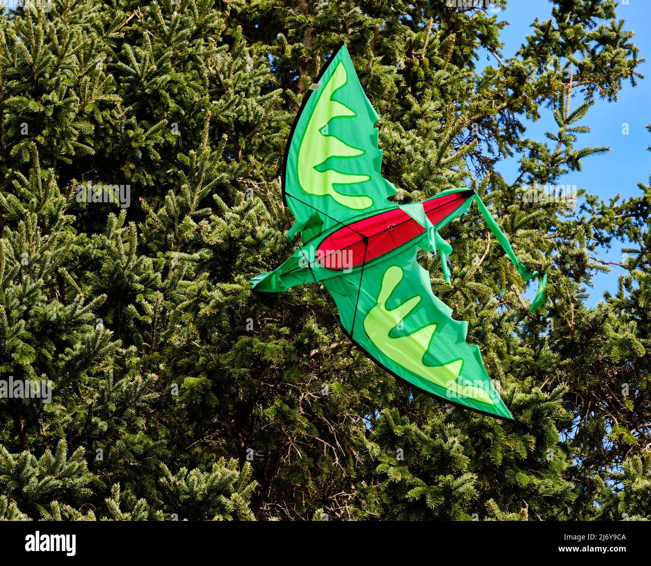 Broken kite hi-res stock photography and images - Alamy