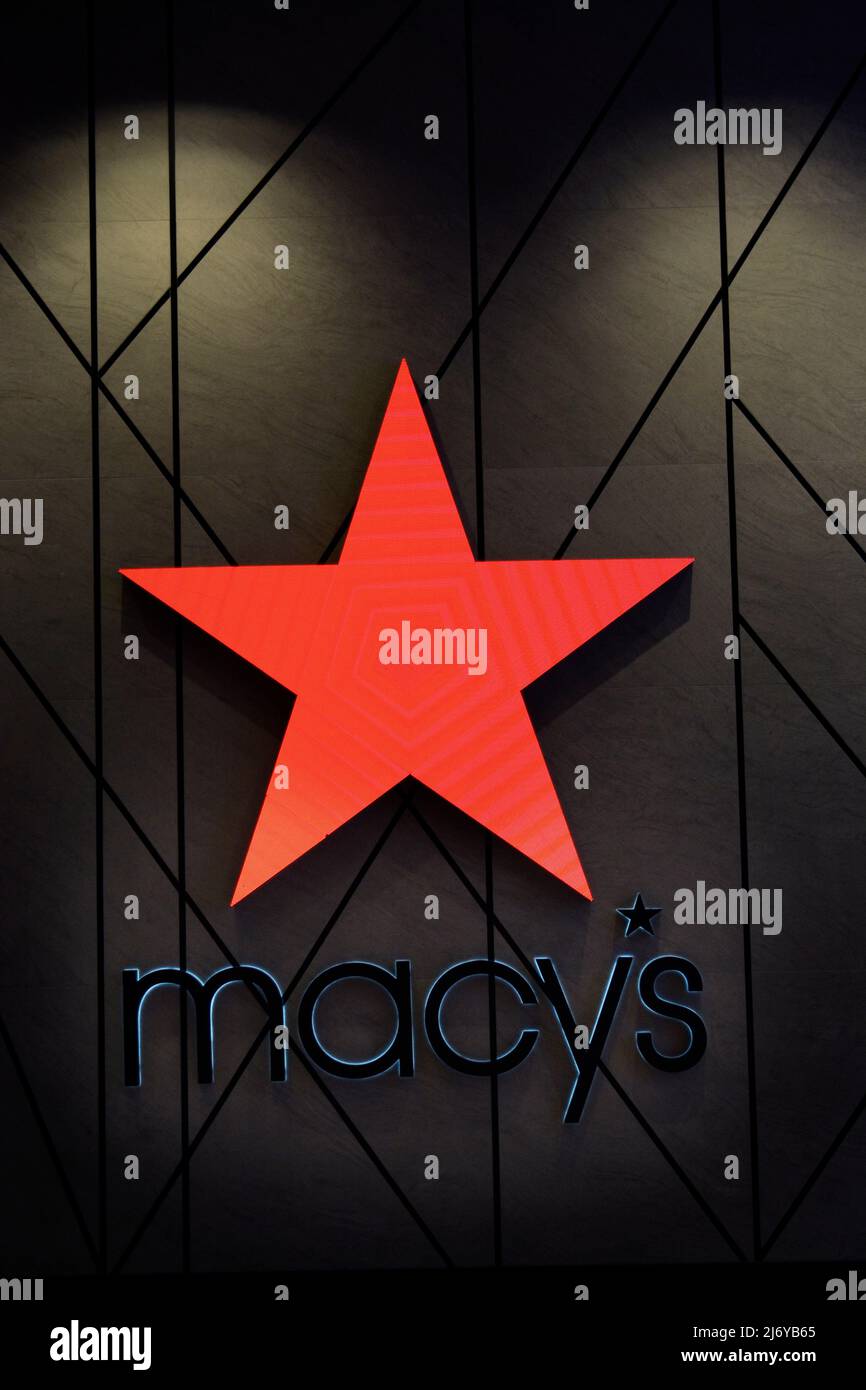 Alexander department store hi-res stock photography and images - Alamy