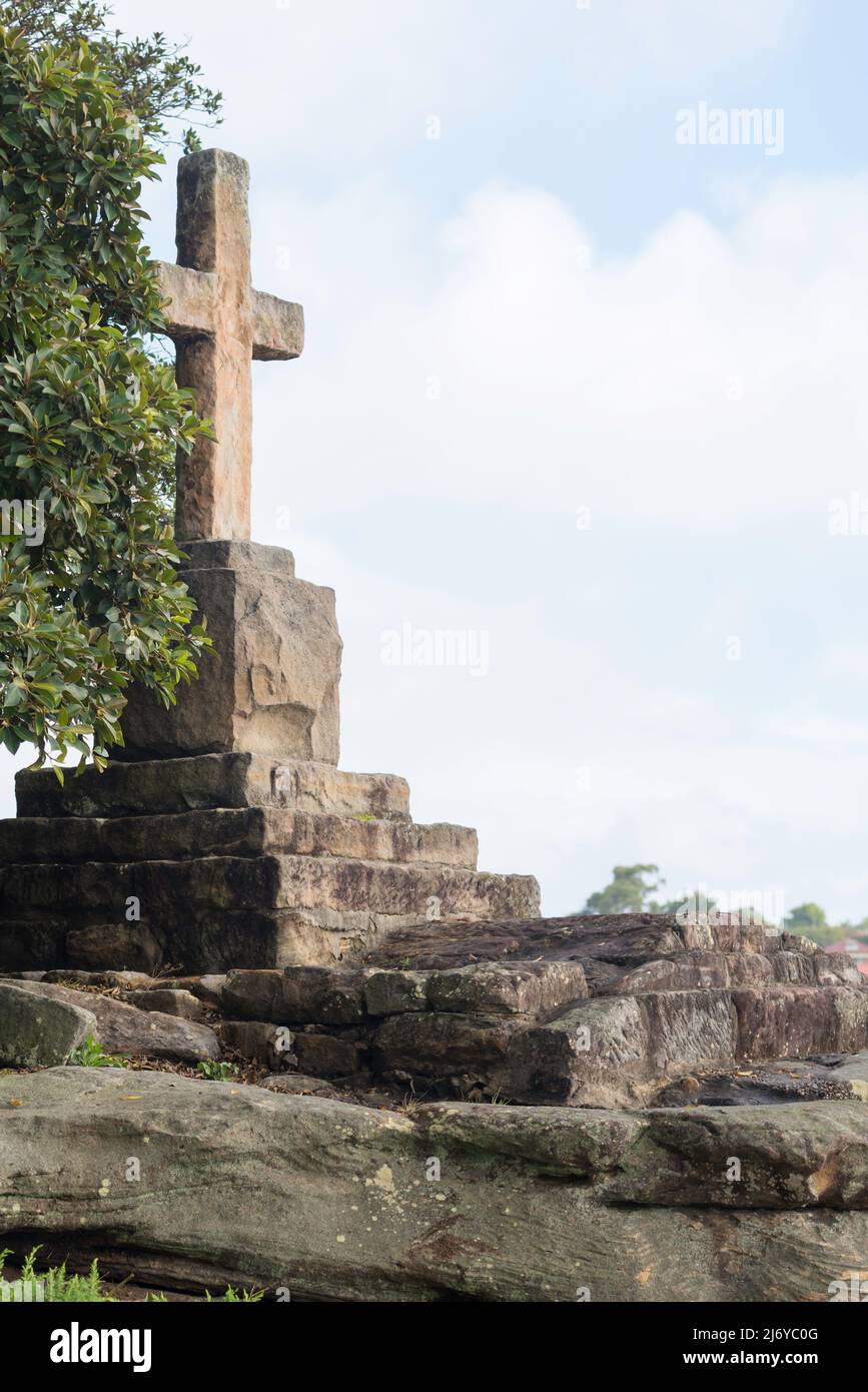 Australian burial vault and cross hi-res stock photography and images ...