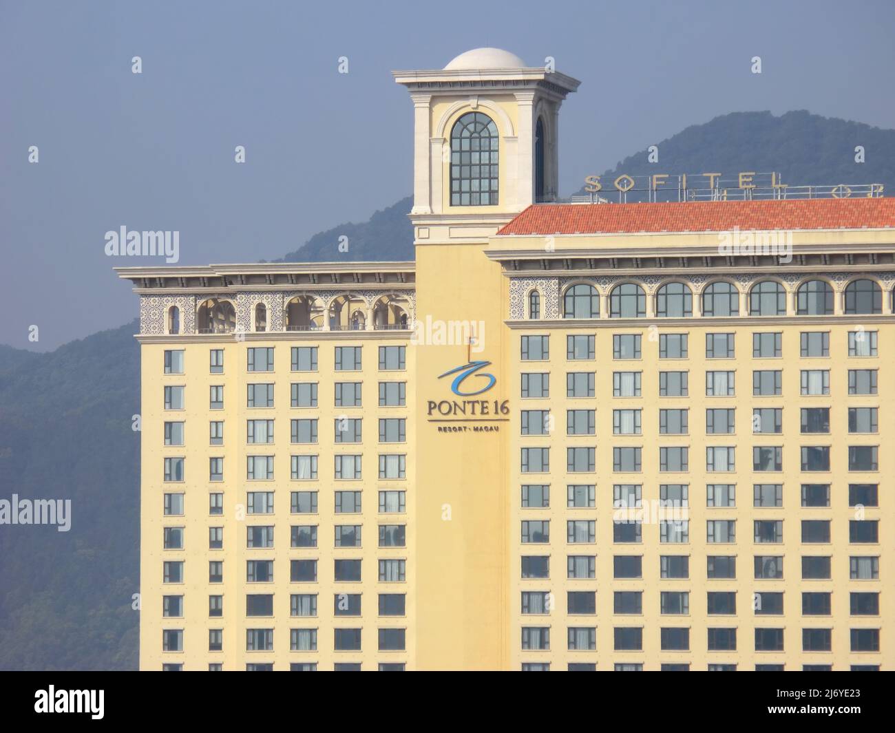 Ponte 16 macau hi-res stock photography and images - Alamy