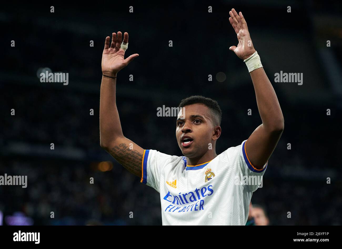 (220505) -- MADRID, May 5, 2022 (Xinhua) -- Real Madrid's Rodrygo ...