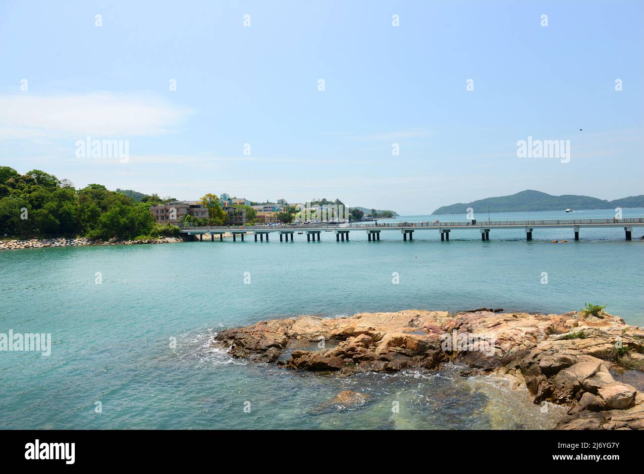 A view of the bridge connecting Peng Chau to Tai Lei in Hong KOng Stock ...
