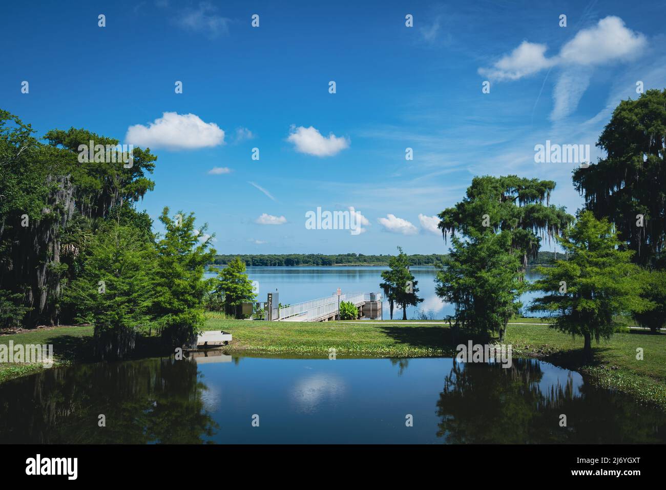 Central florida lake hi-res stock photography and images - Alamy