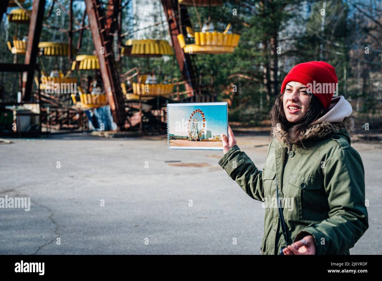 Guide chernobyl shows site hi-res stock photography and images - Alamy
