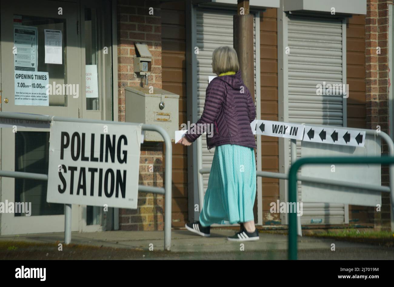 People arriving at the Halewood Environment Centre polling station in ...
