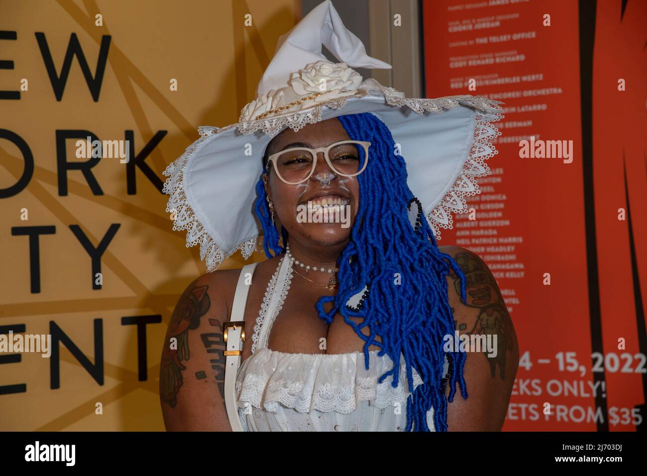 Momo pixel hi-res stock photography and images - Alamy