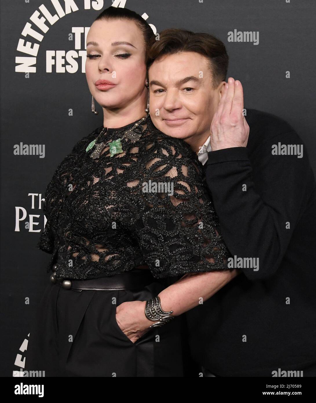 Los Angeles, USA. 04th May, 2022. (L-R) Debi Mazar and Mike Myers at ...