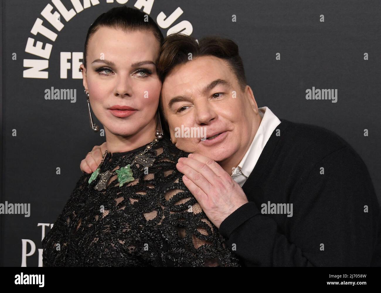 Los Angeles, USA. 04th May, 2022. (L-R) Debi Mazar and Mike Myers at ...