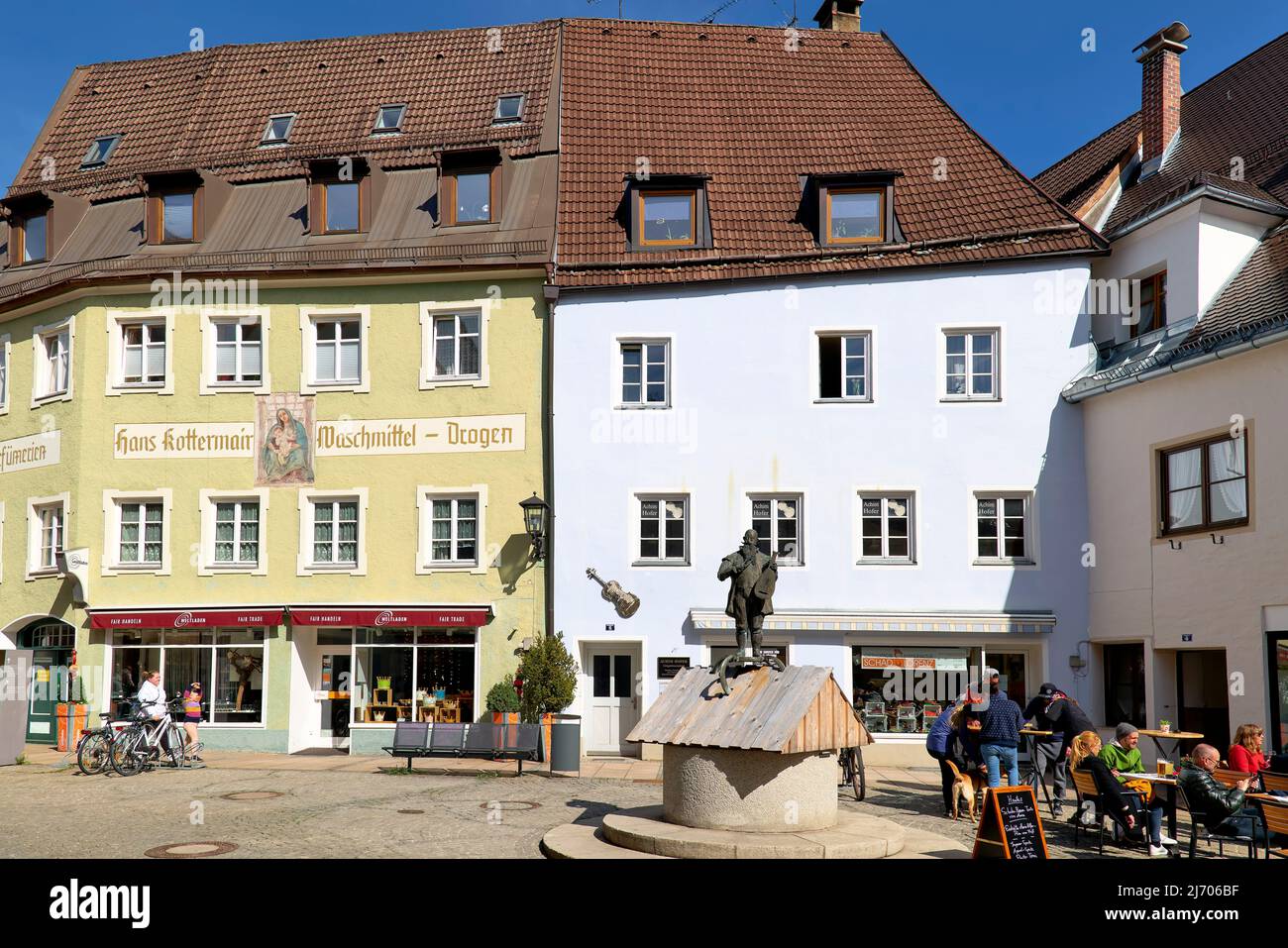 Fussen restaurant hi-res stock photography and images - Alamy