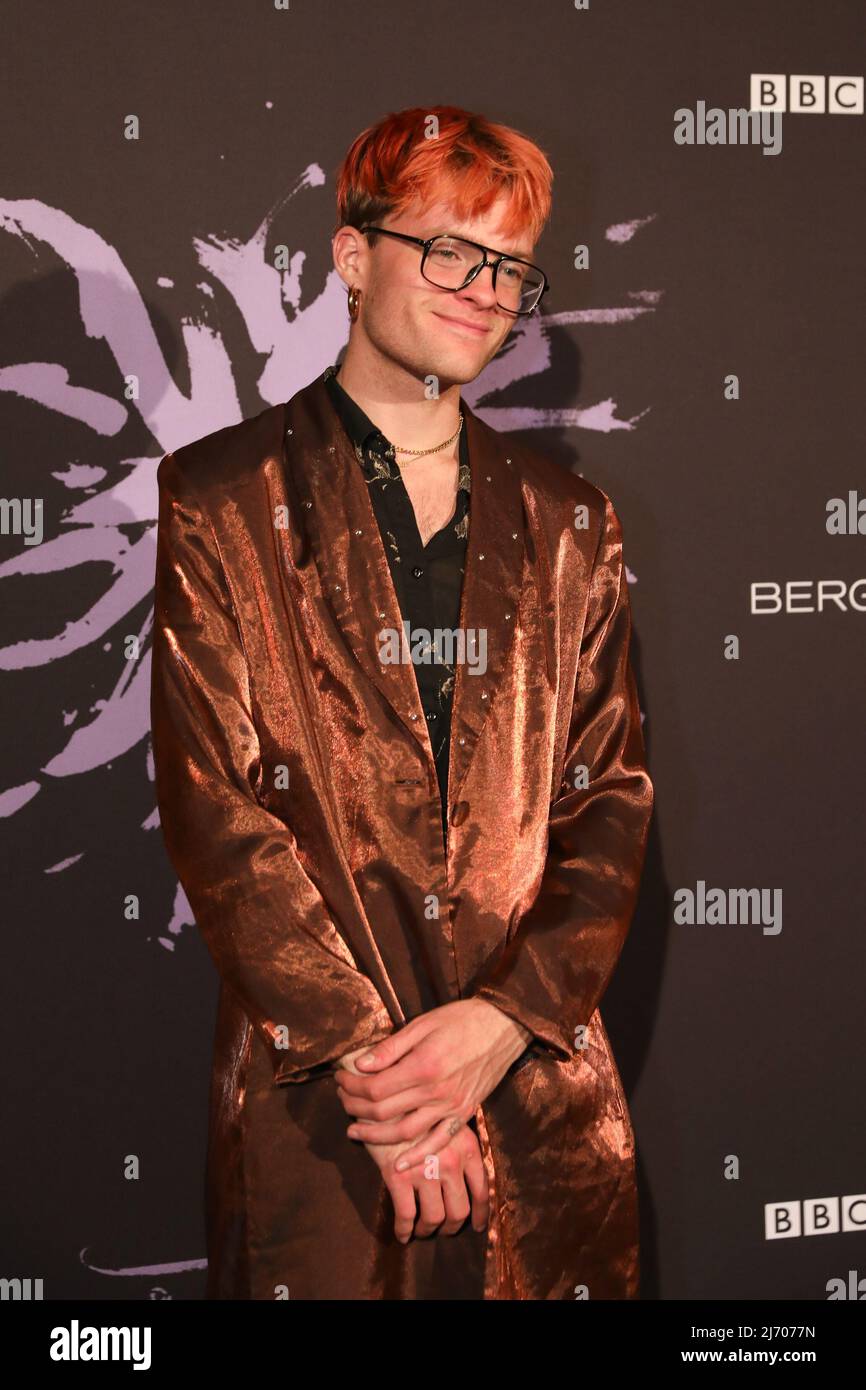 Jake Wesley Rogers arrives at the Fifth Annual Berggruen Prize Gala ...