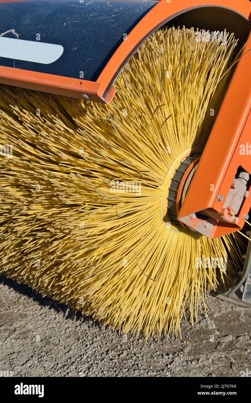 Street sweeper machine rotating hi-res stock photography and images - Alamy