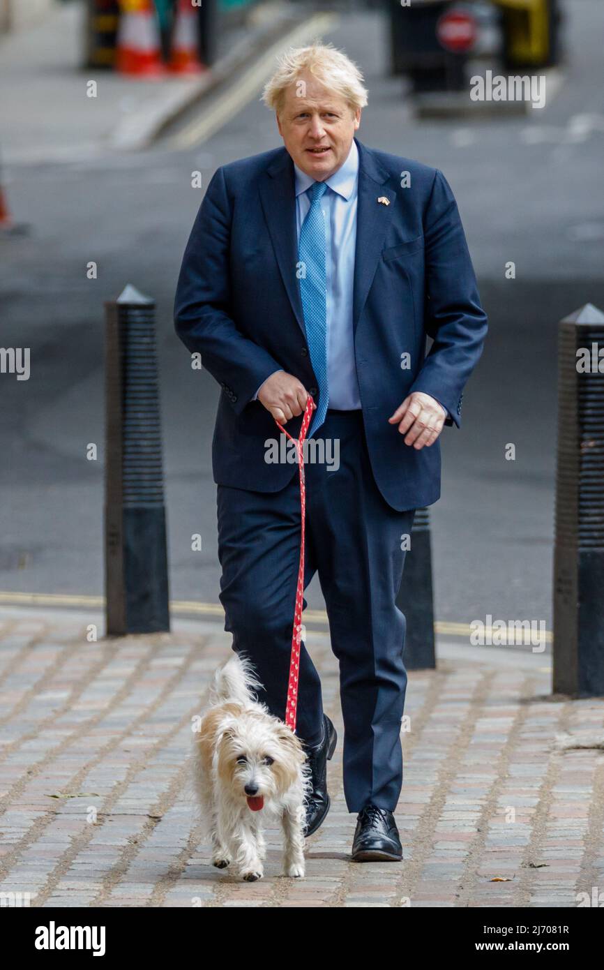 Dilyn downing street hi-res stock photography and images - Alamy