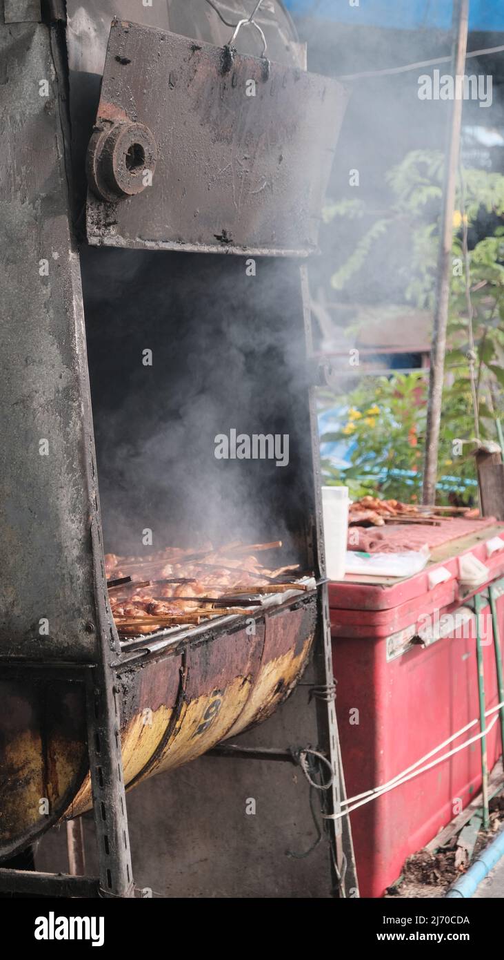 Klong Toey, Bangkok's largest slum. Poverty low Income Stock Photo - Alamy