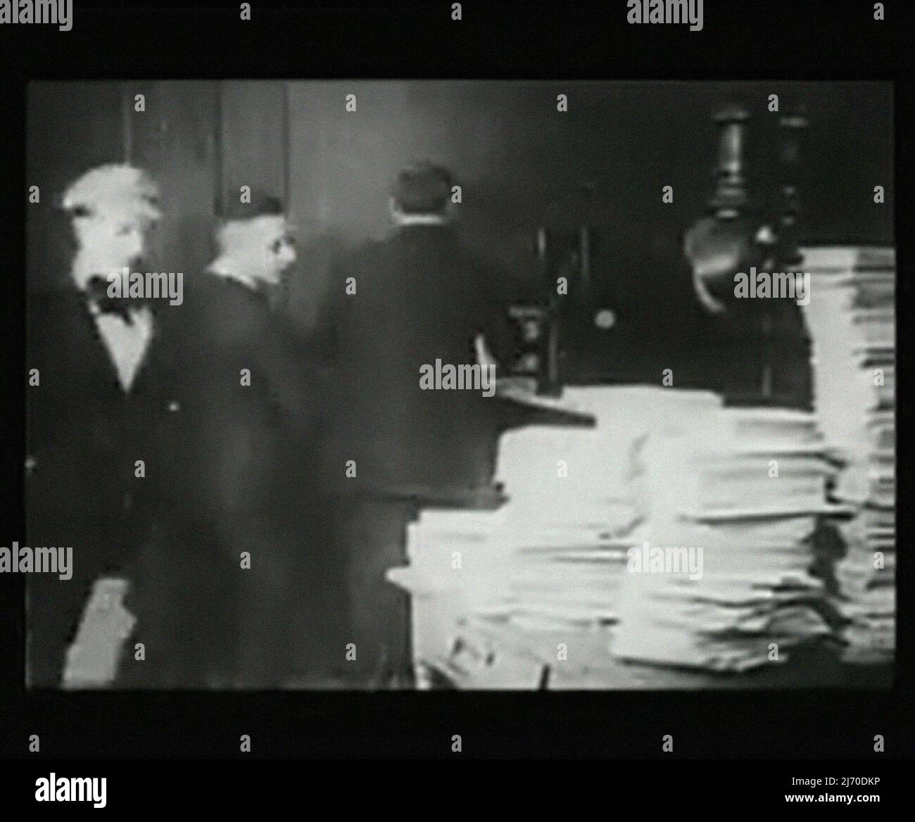 Gertie the dinosaur vintage Stock Photo - Alamy