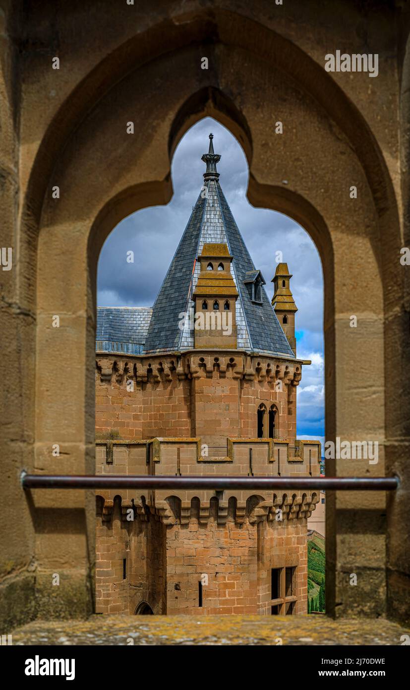 Olite, Spain - June 23, 2021: Gothic tower of the palace of the Kings ...