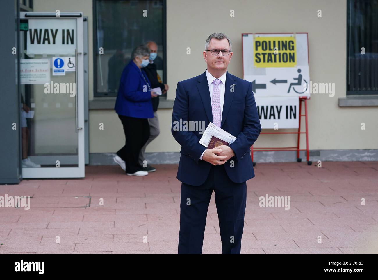 Leaving school assembly hi-res stock photography and images - Alamy