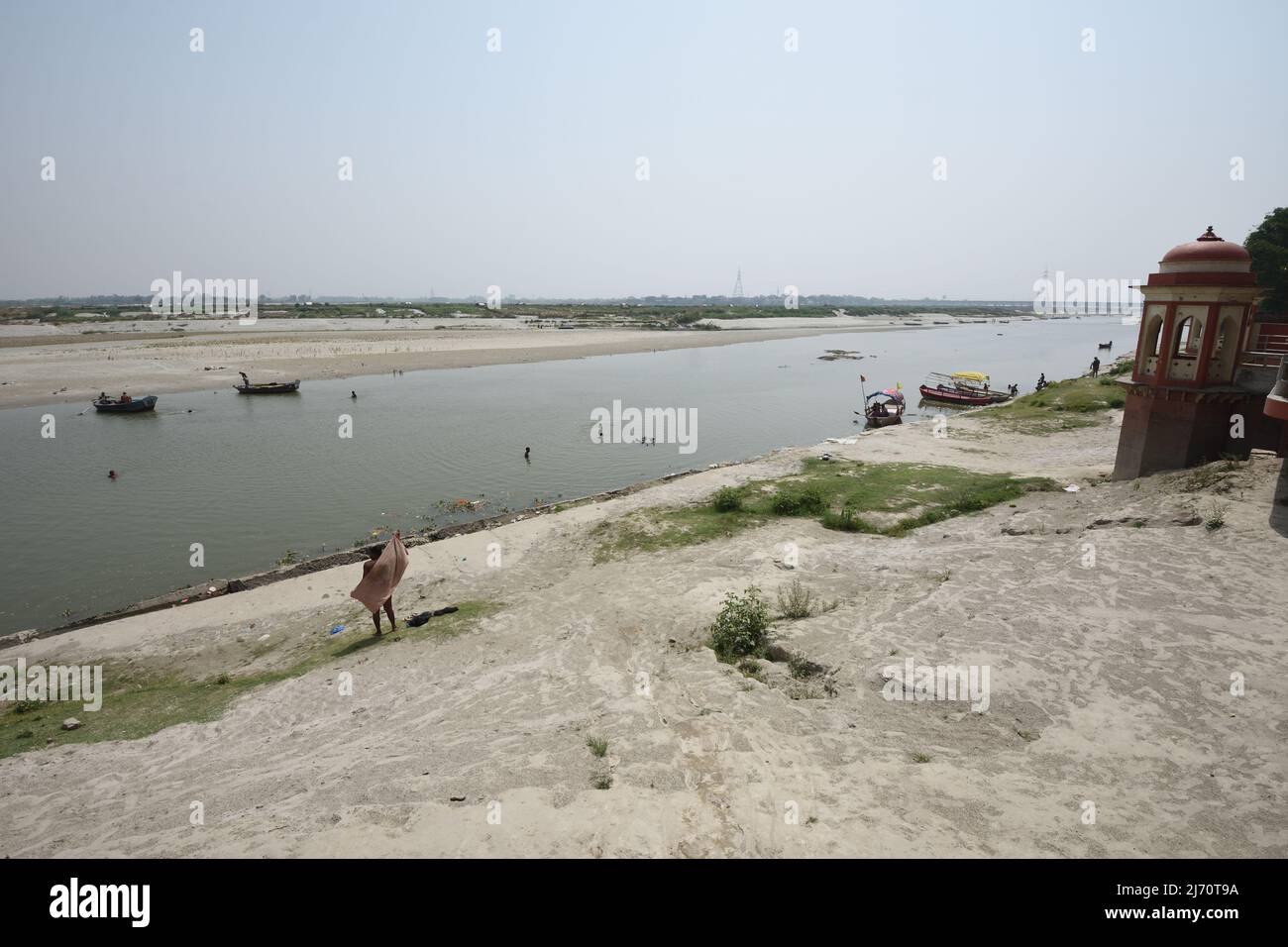 The Ganges at Guptar Ghat or Narayan Ghat. Civil Lines, Kanpur, Uttar Pradesh, India Stock Photo ...
