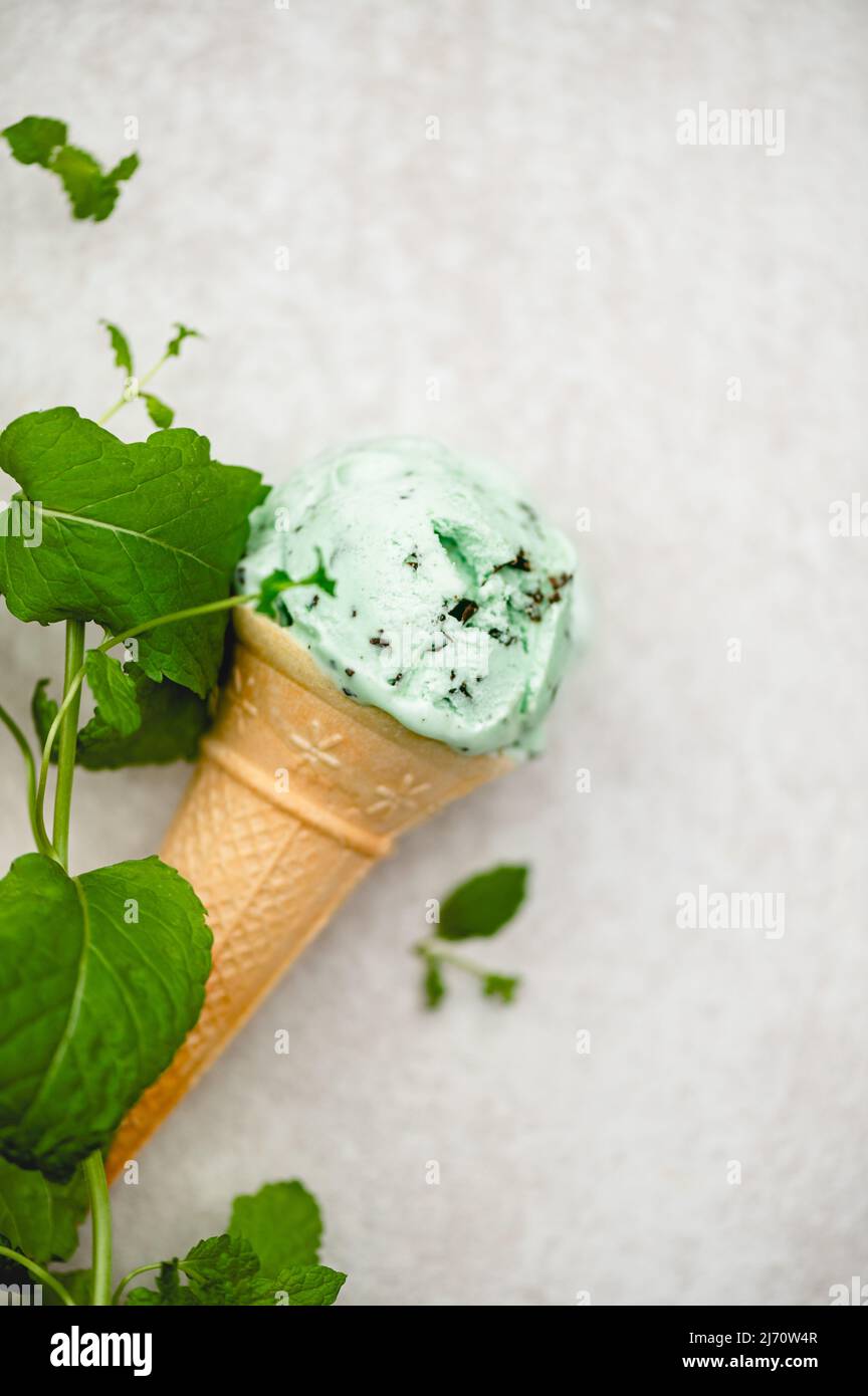 Mint choc chip cone hi-res stock photography and images - Alamy