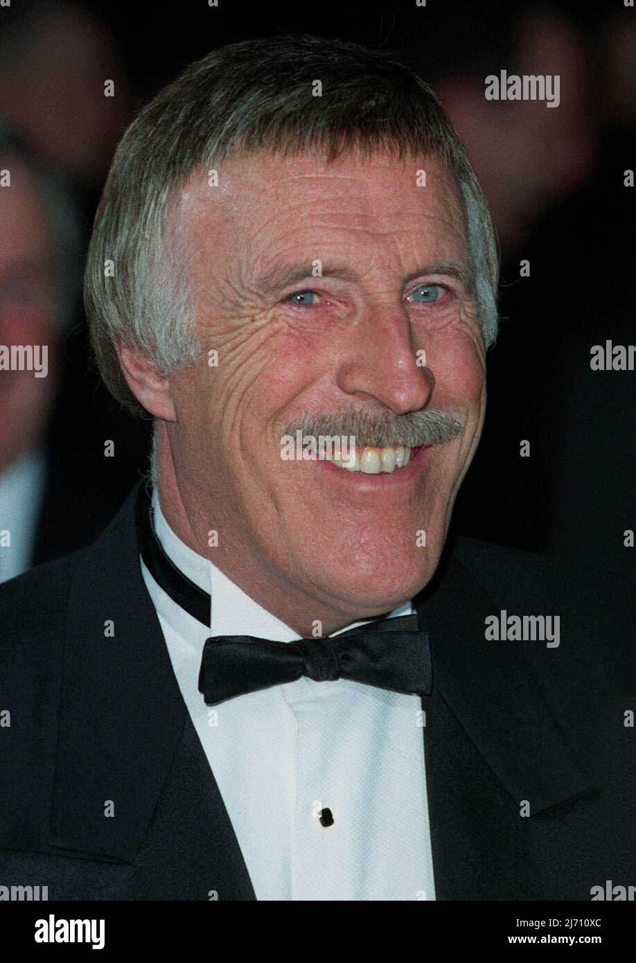 Bruce forsyth hi-res stock photography and images - Alamy