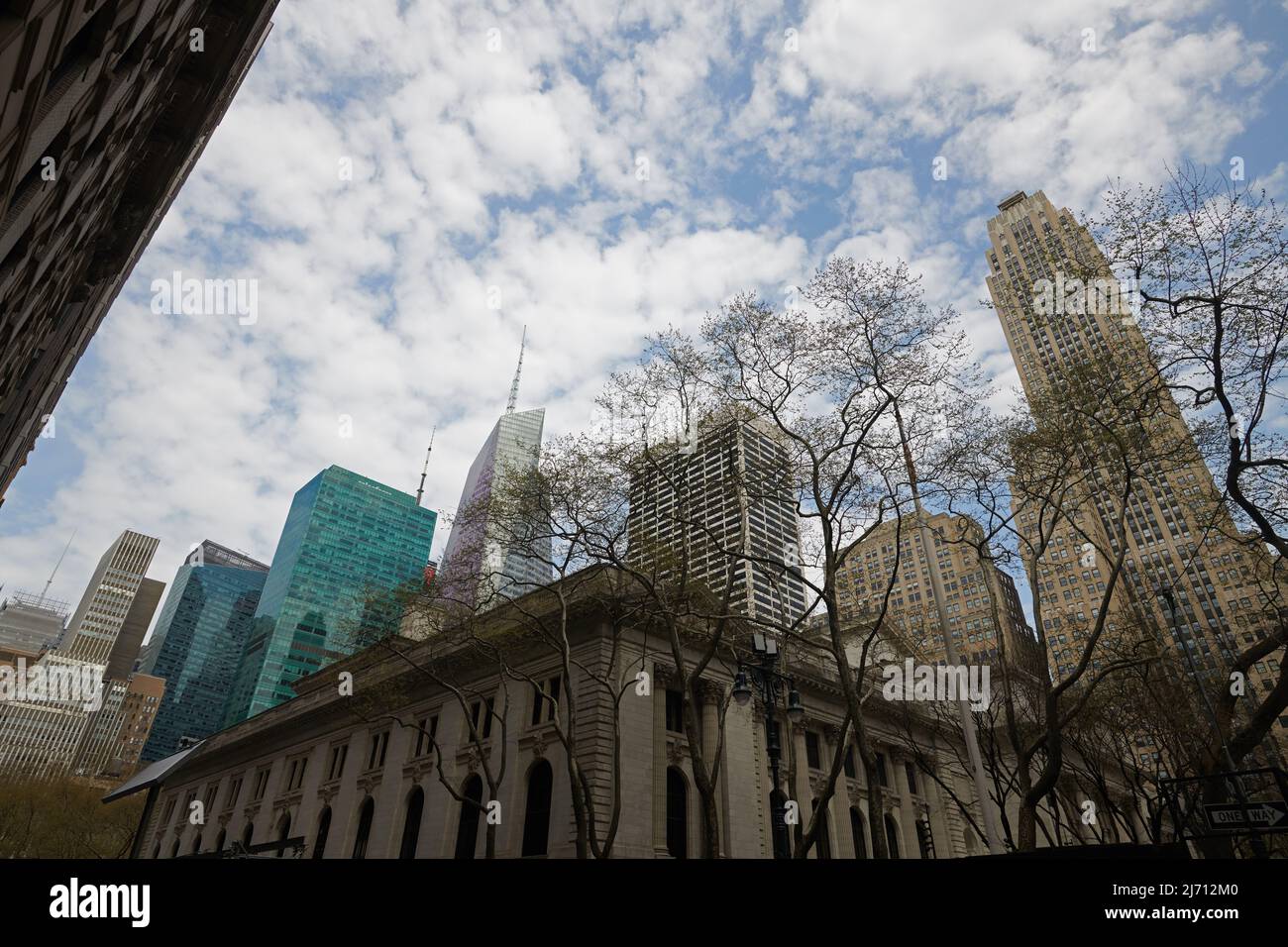 Typical high rise buildings in the city centre of Manhattan Stock Photo ...