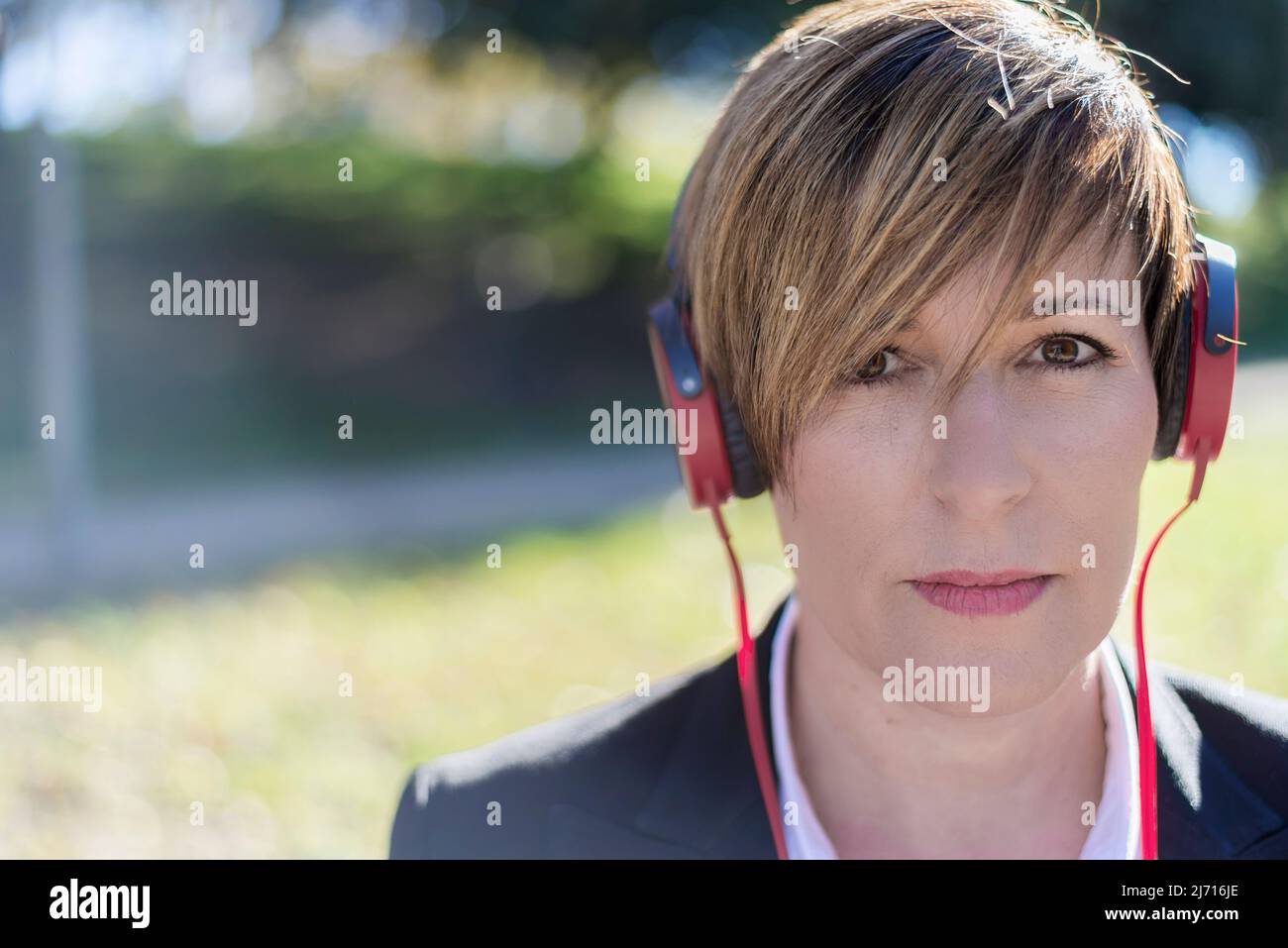 Relaxed lady hi-res stock photography and images - Alamy