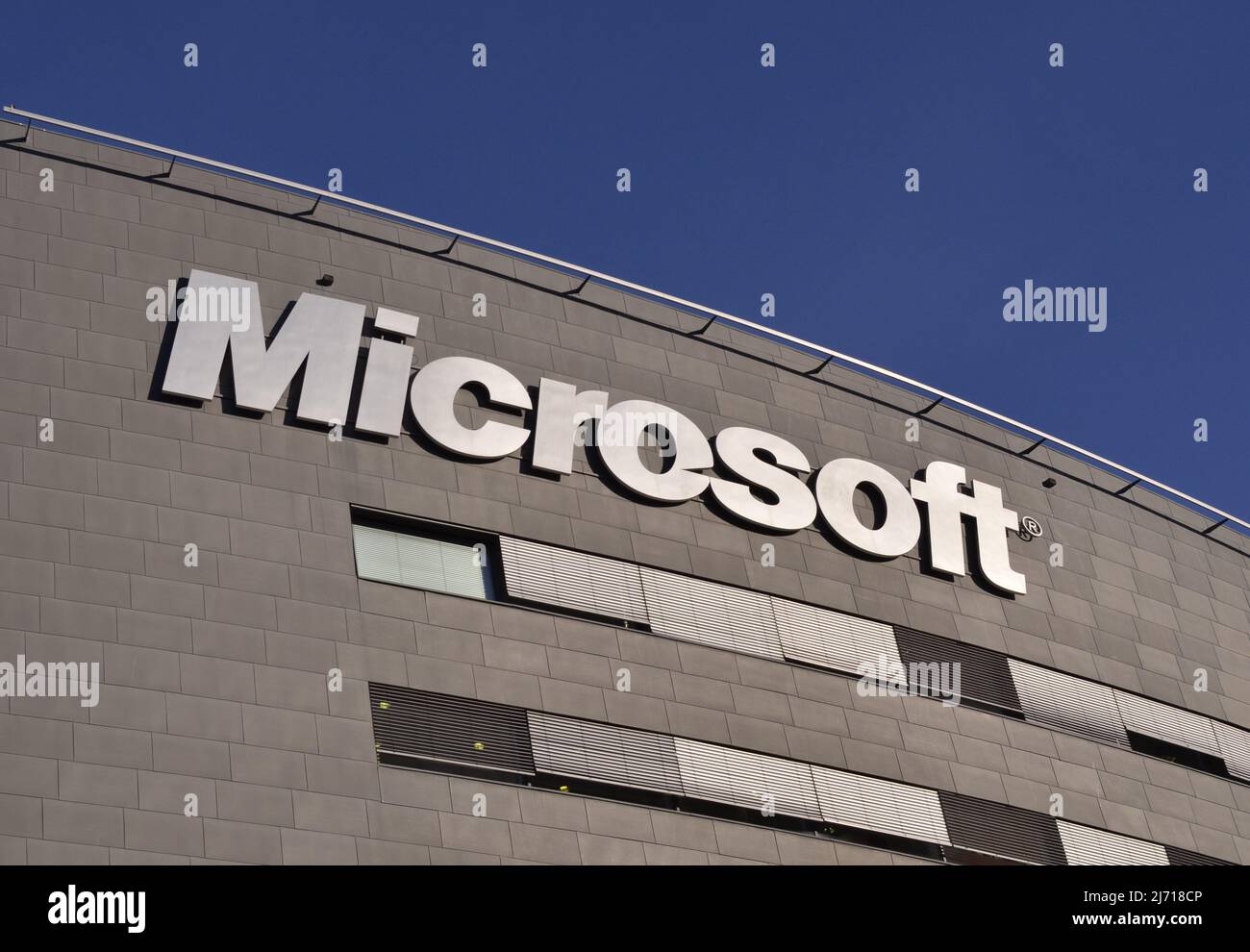 Building exterior detail hi-res stock photography and images - Alamy