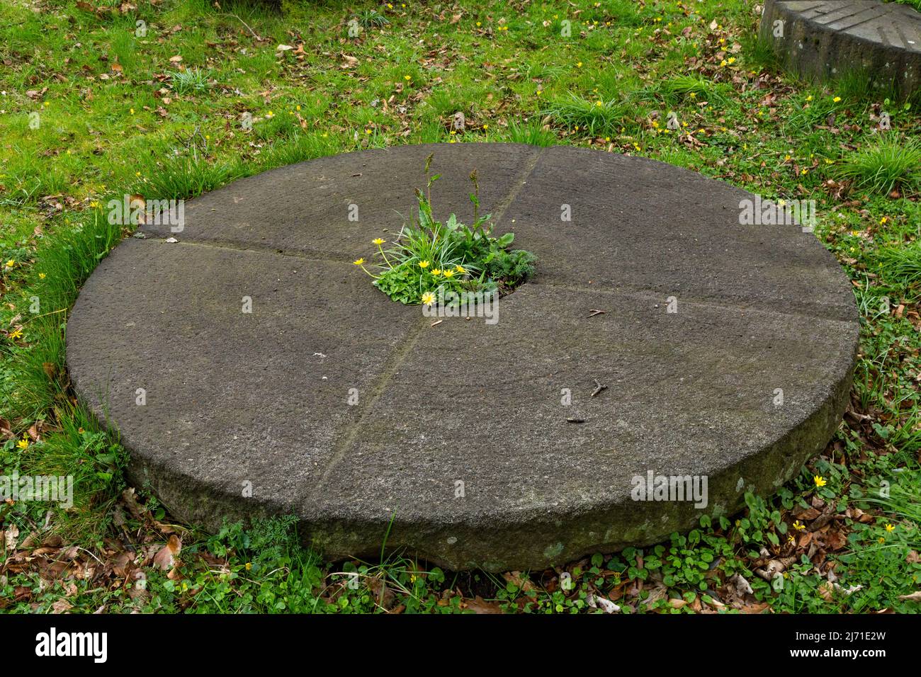 Gritstone mill wheel hi-res stock photography and images - Alamy