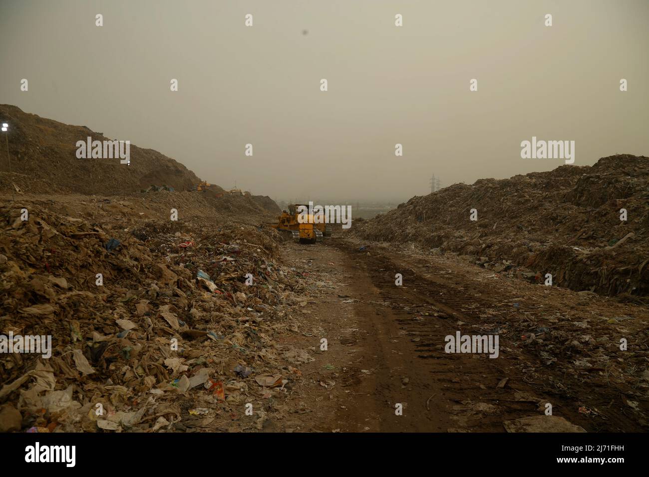 Garbage dumping at the Bhalswa landfill in Delhi, India on May 3, 2022 ...