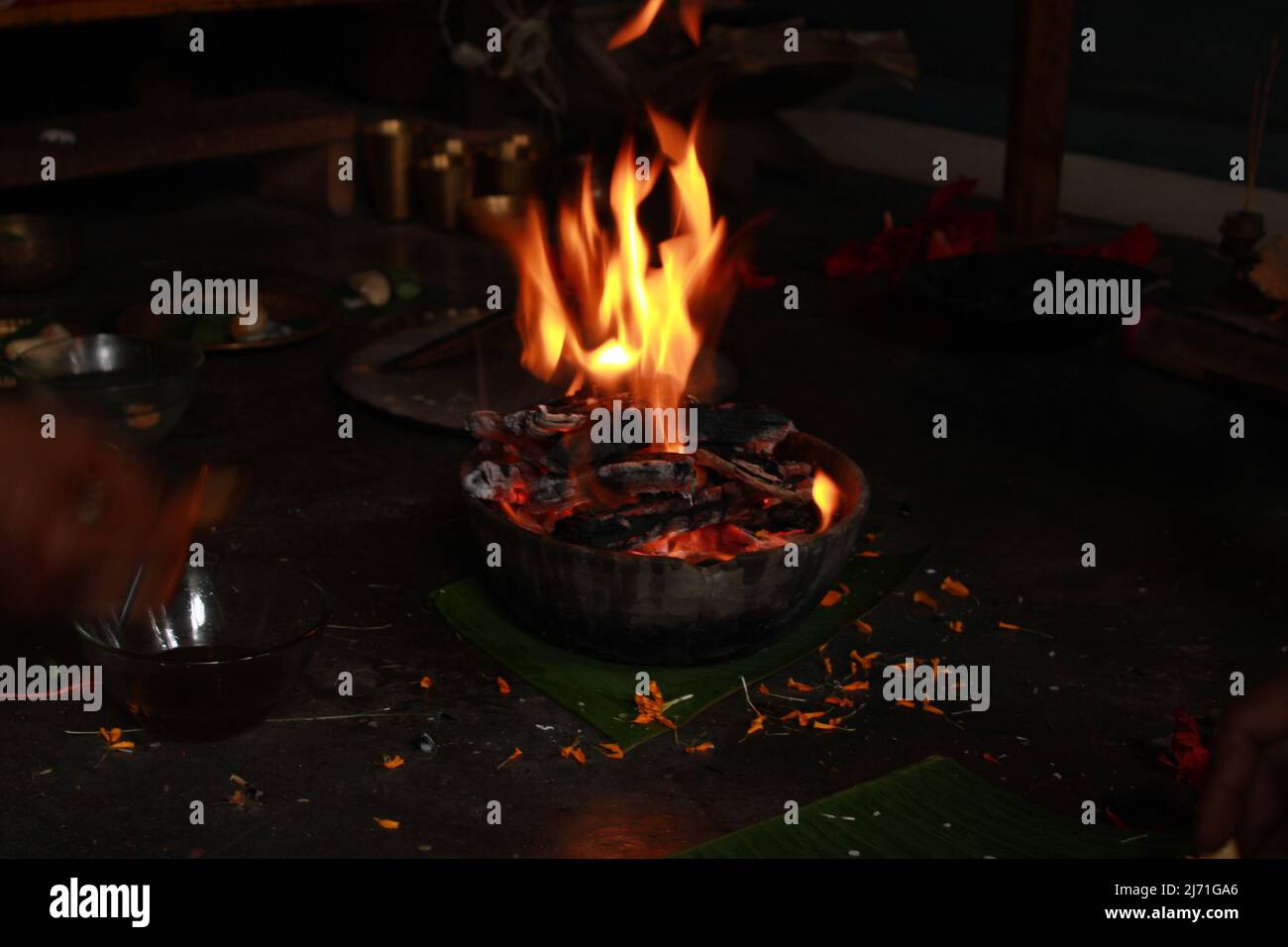 People performing Havan, Odisha, India Stock Photo - Alamy