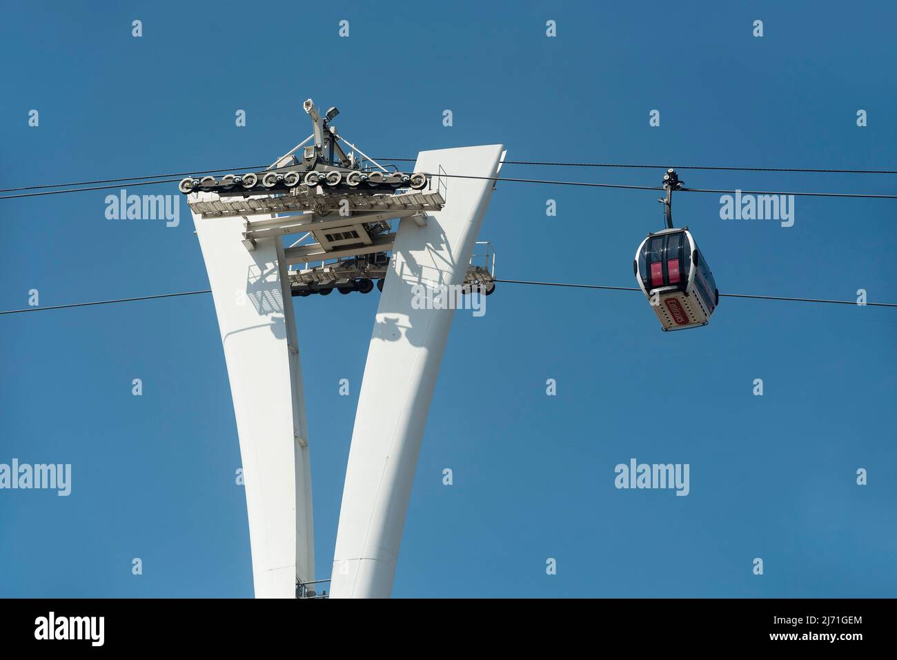 The Emirates cable car over The Thames between The Royal Docks and The ...